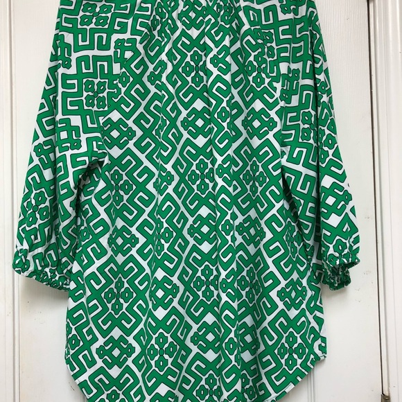 crown & ivy | Tops | Crown Ivy Top | Poshmark